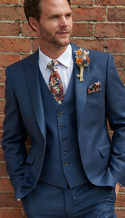 Mens Suits – Jonathan Hawkes
